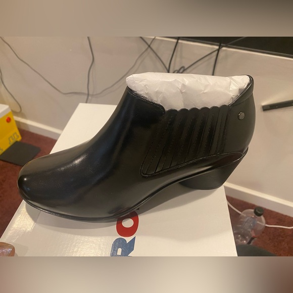 Romika | Shoes | Brand New Women Shoes By Romika Rr | Poshmark